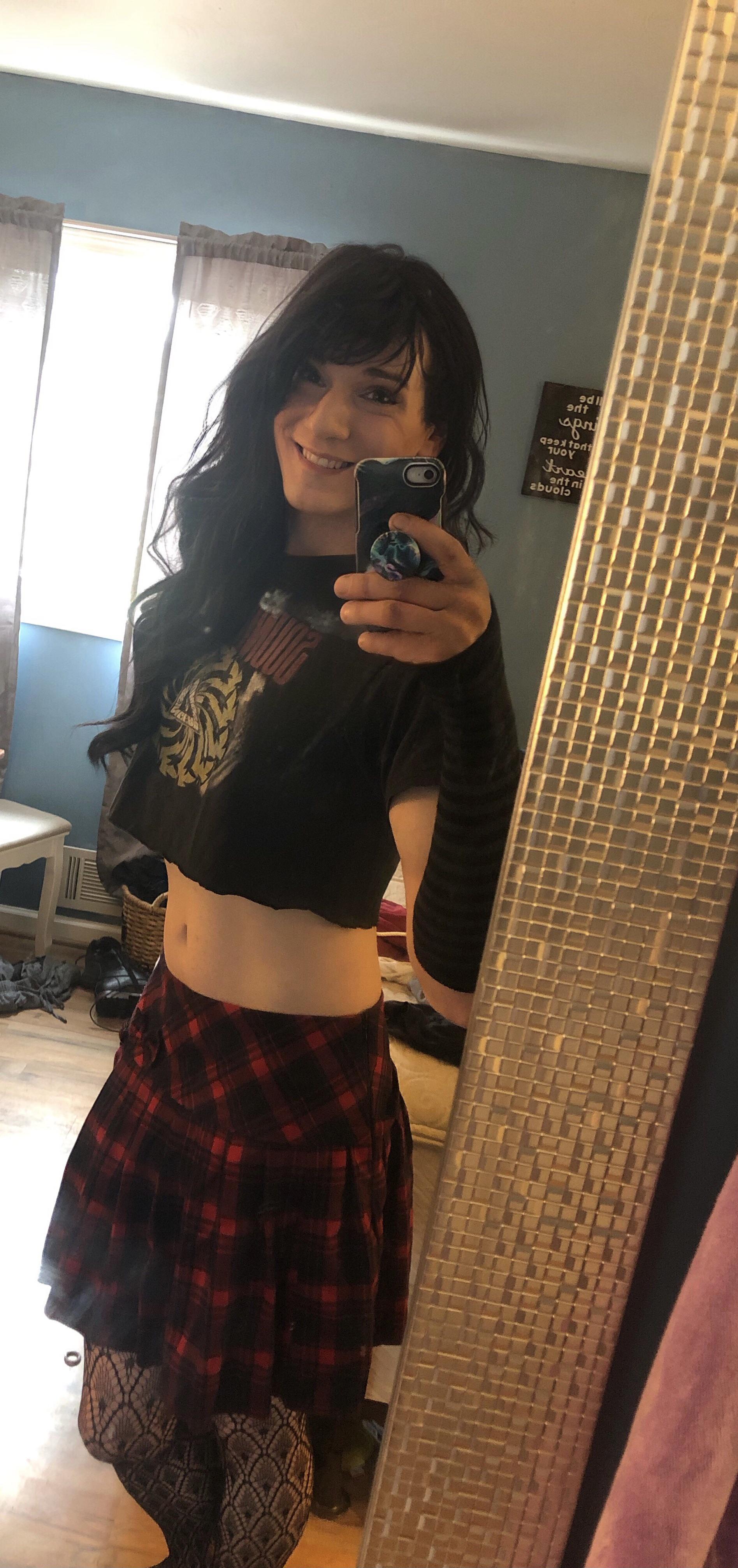 Do you think I’m cute🥺 | Scrolller