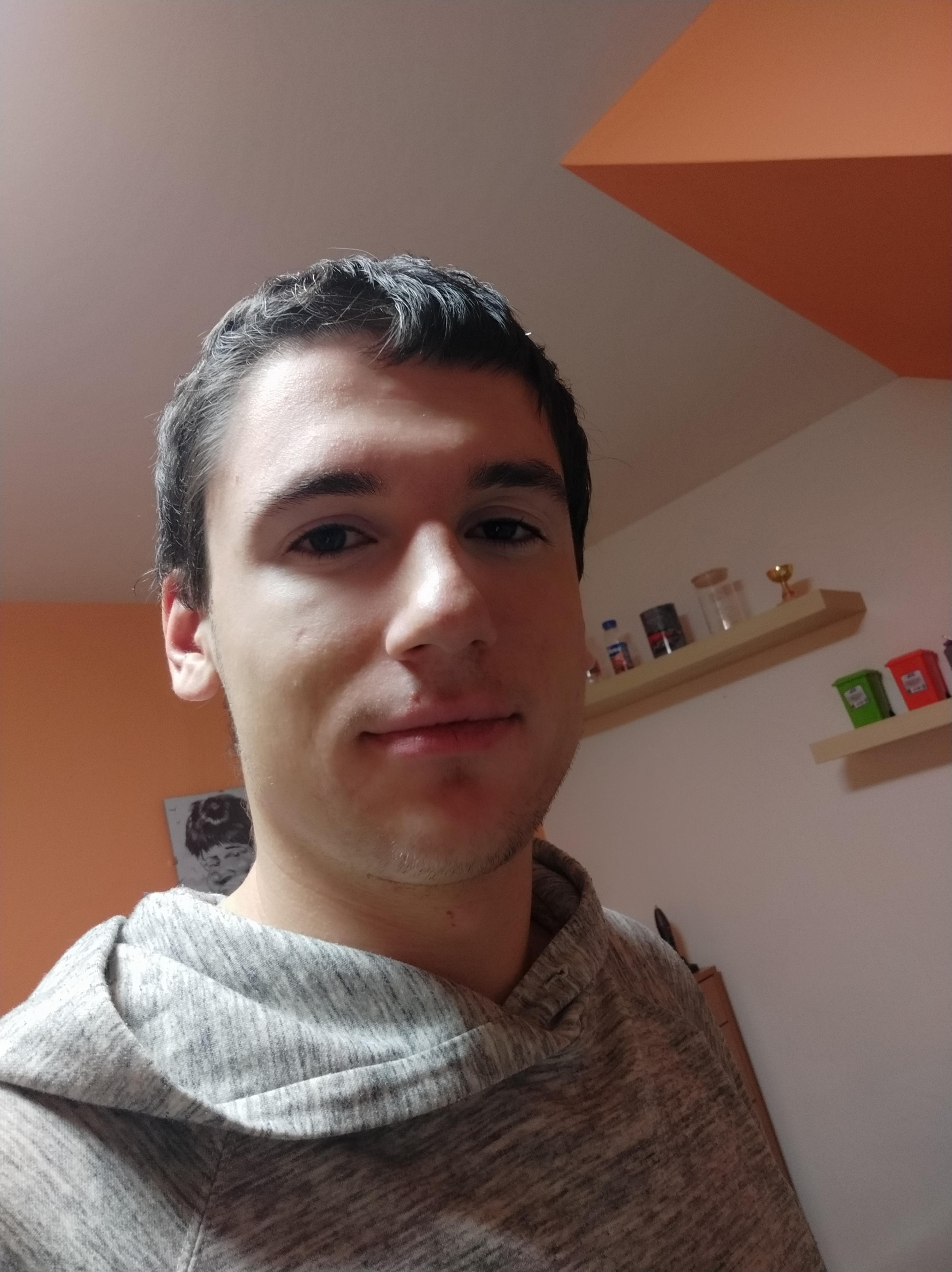 19M - Hi y'all | Scrolller