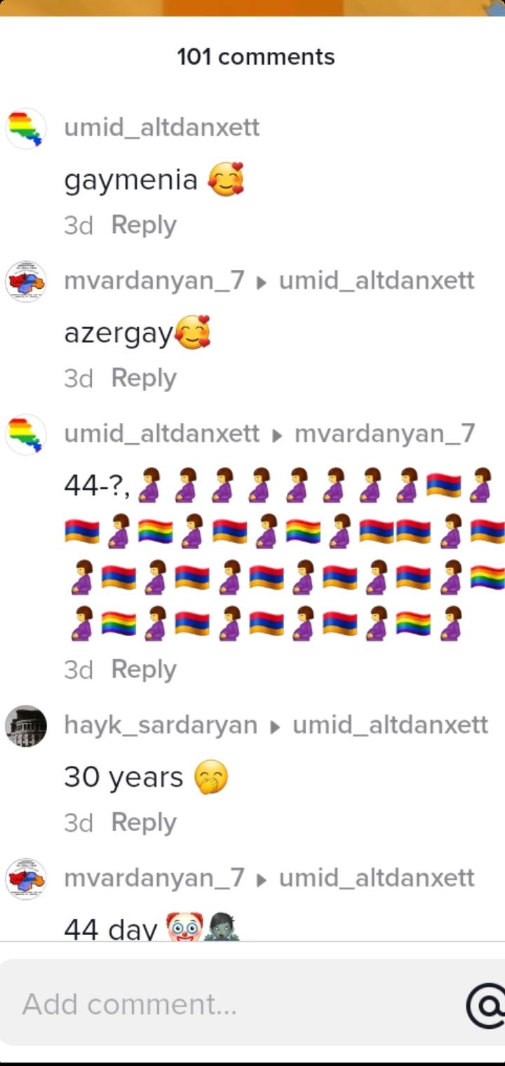 2 Apes Talking to eachother | Scrolller