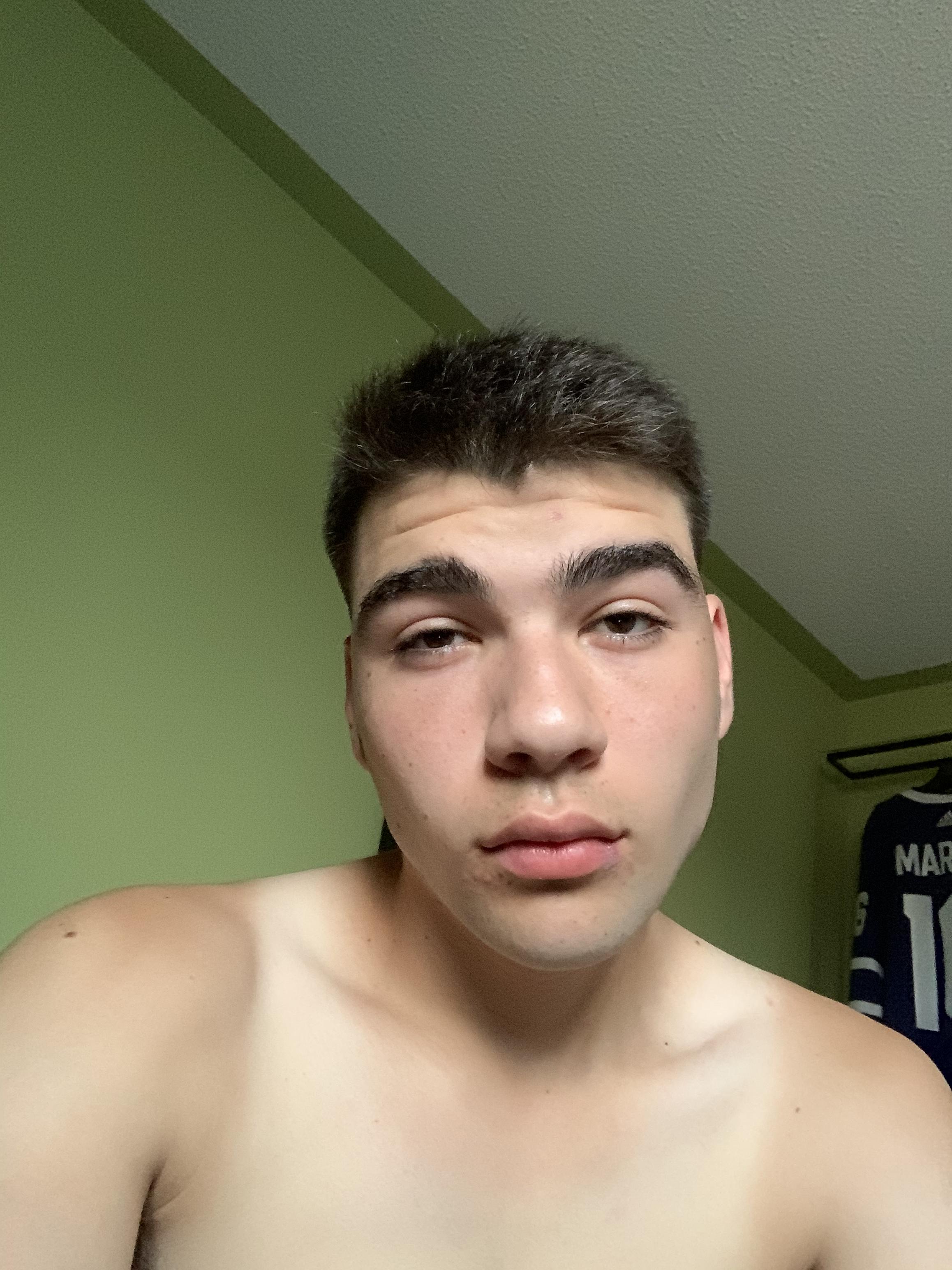 20 male. I was high making some weird faces | Scrolller