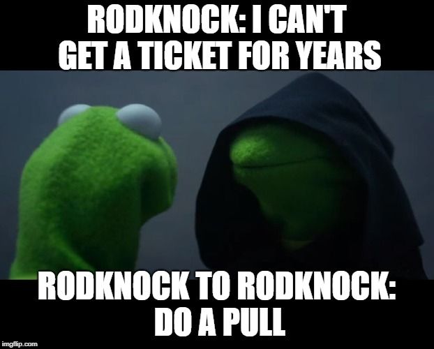 200 IQ Chris | Scrolller