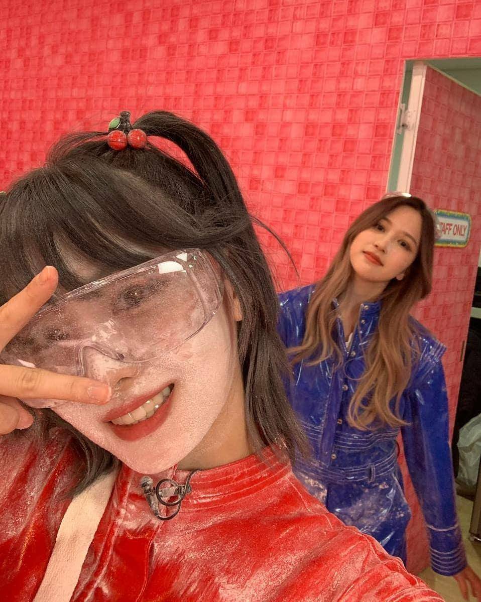 210312 Mina and Momo (MiMo) | Scrolller