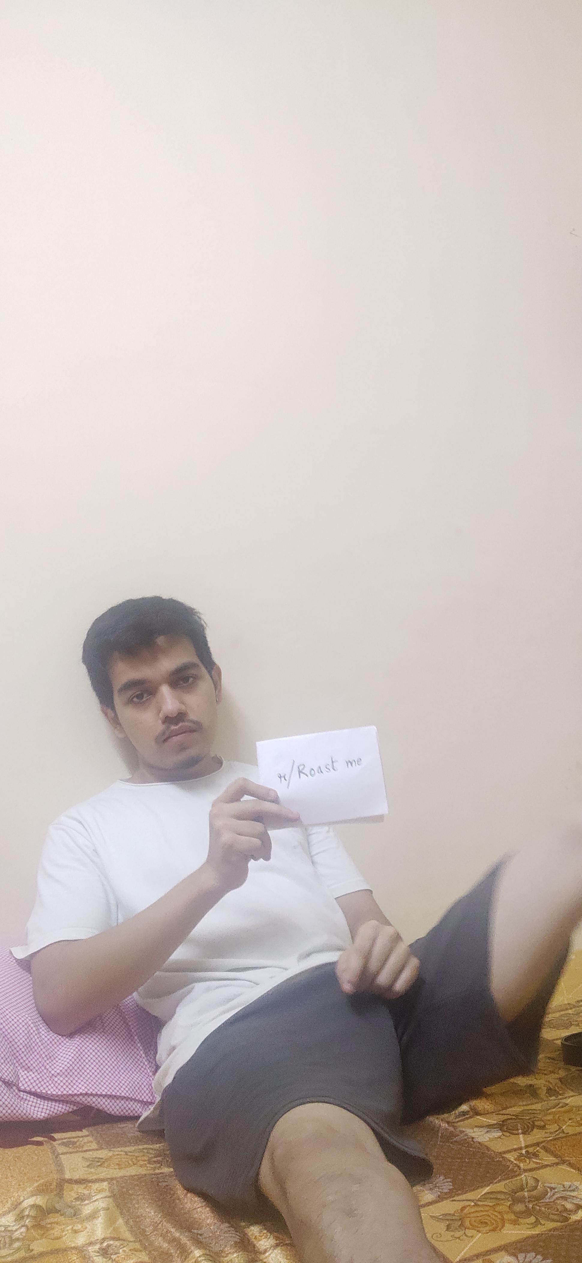 22 y/o , indian , have a pretty good self esteem . Roast me if u can | Scrolller
