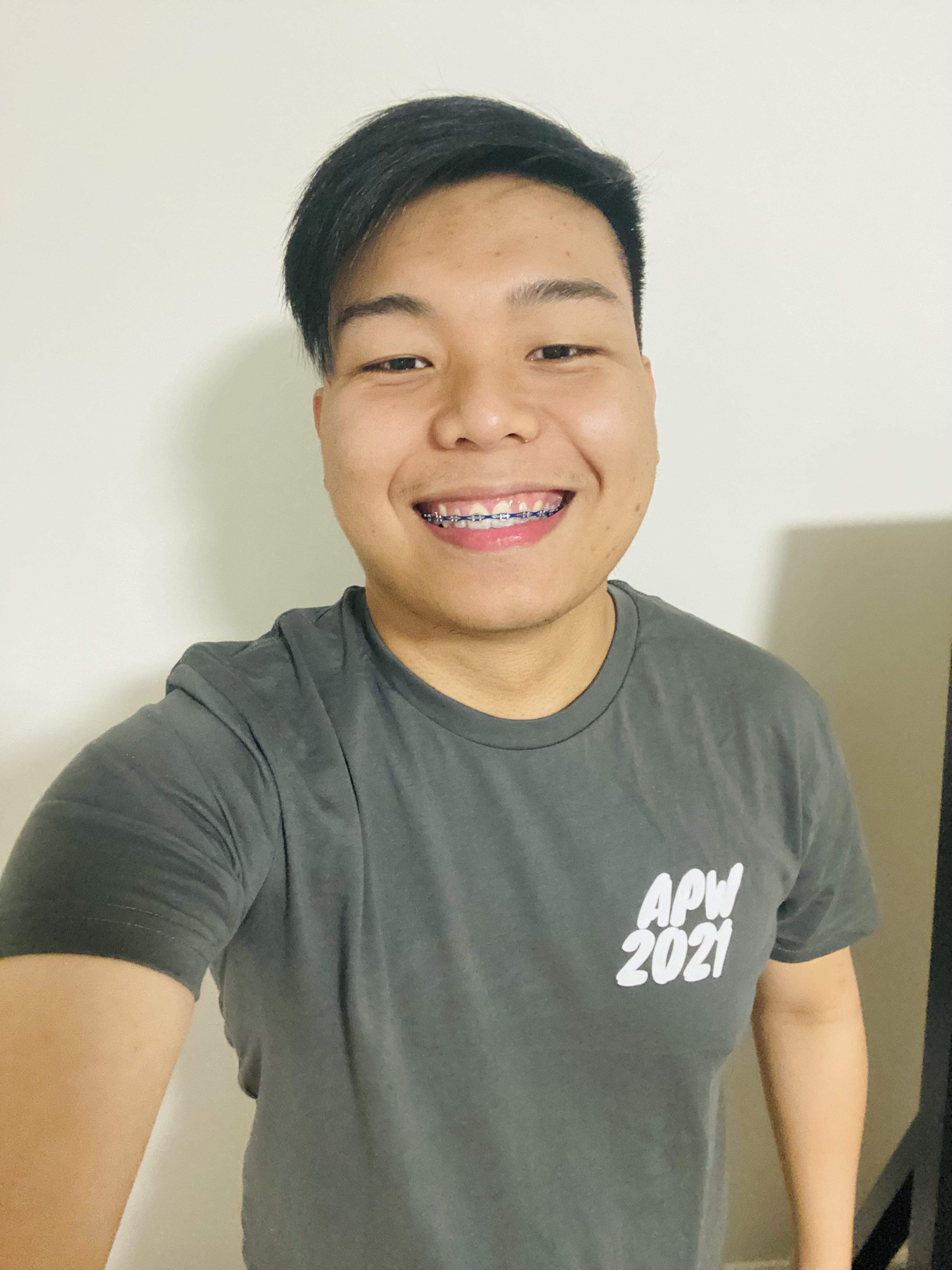 23M, Am I ugly? | Scrolller