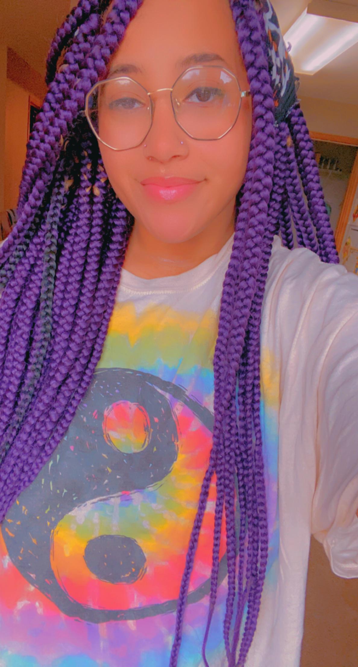 24F everyone loved my purple hair thought it went good with my tie dye 🌈 | Scrolller