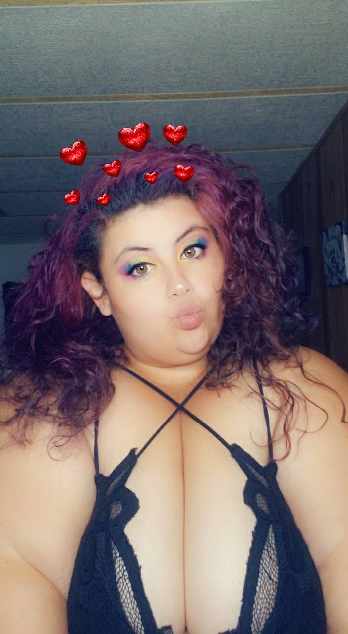 25 female | Scrolller