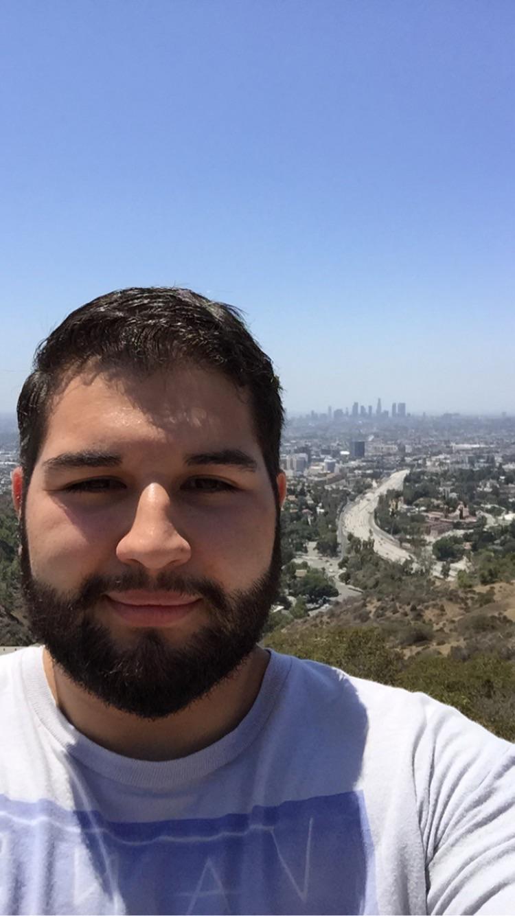 27 M Out and about in Los Angeles | Scrolller