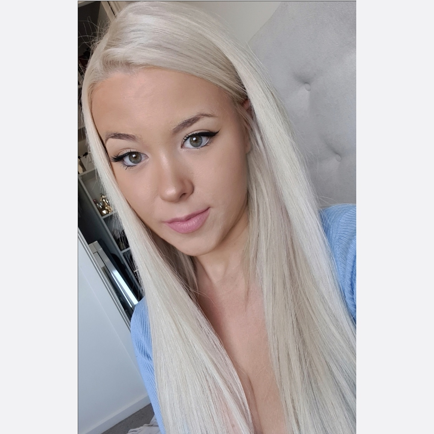 (27f) Hello :) | Scrolller