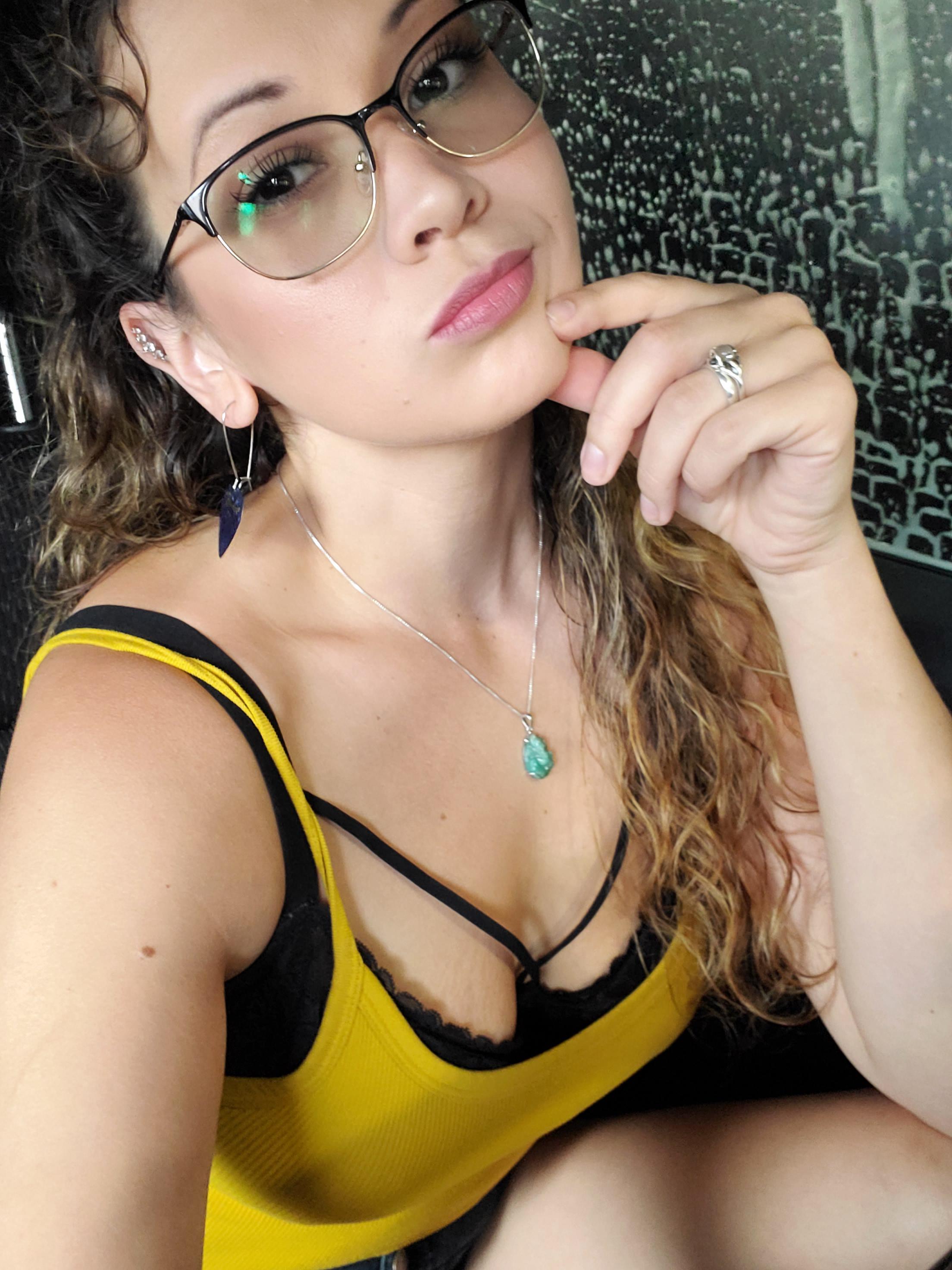 30F feeling hot at the car wash😊 | Scrolller