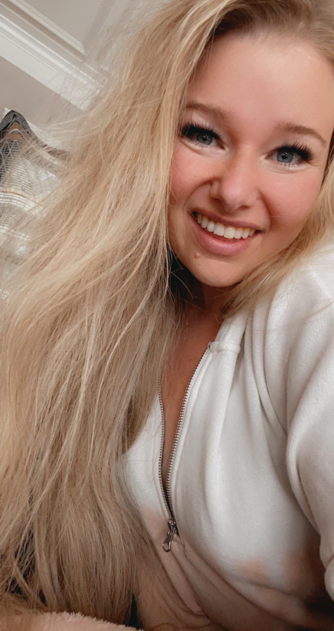 🙂 (35) | Scrolller