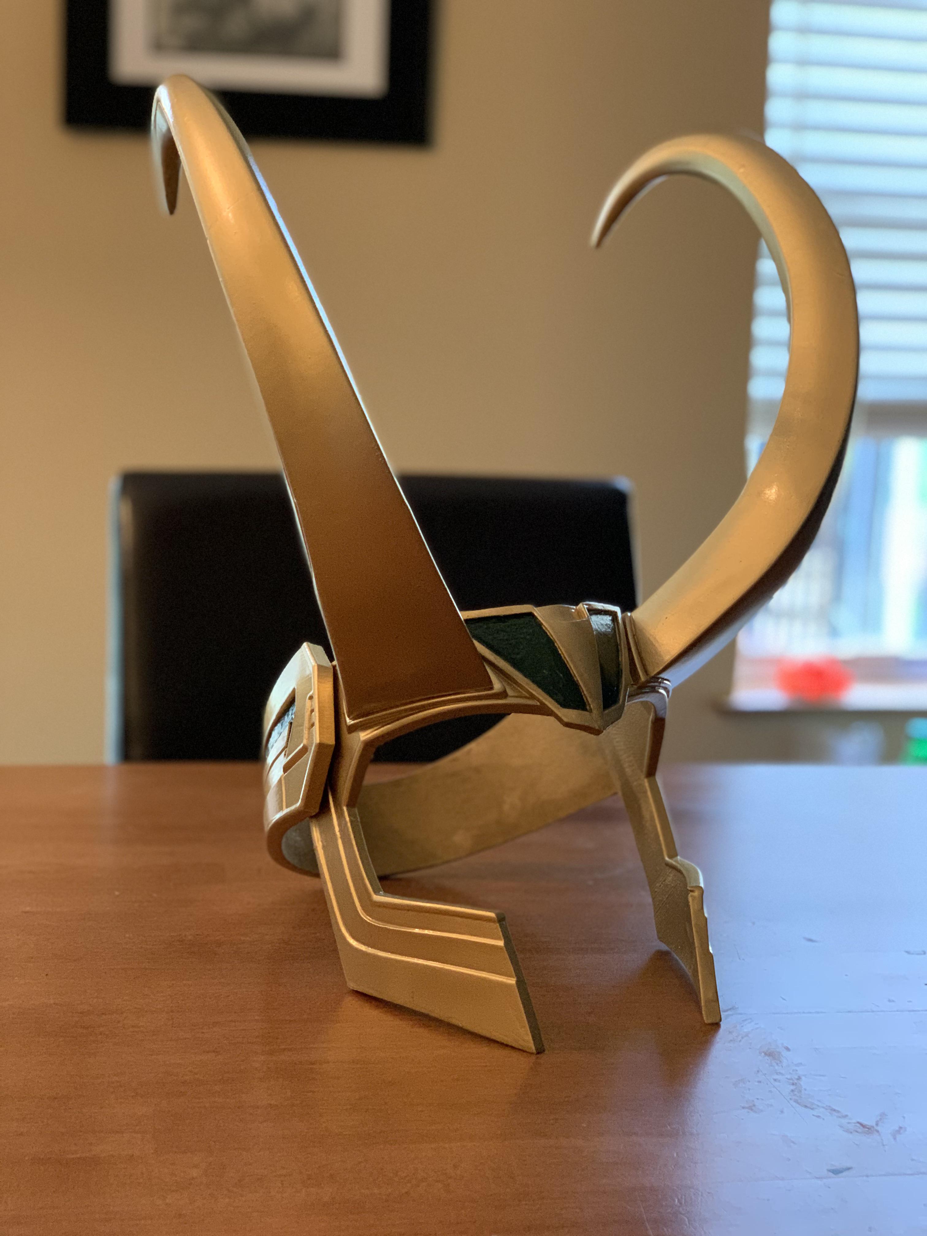 3D Printed Loki Helmet | Scrolller