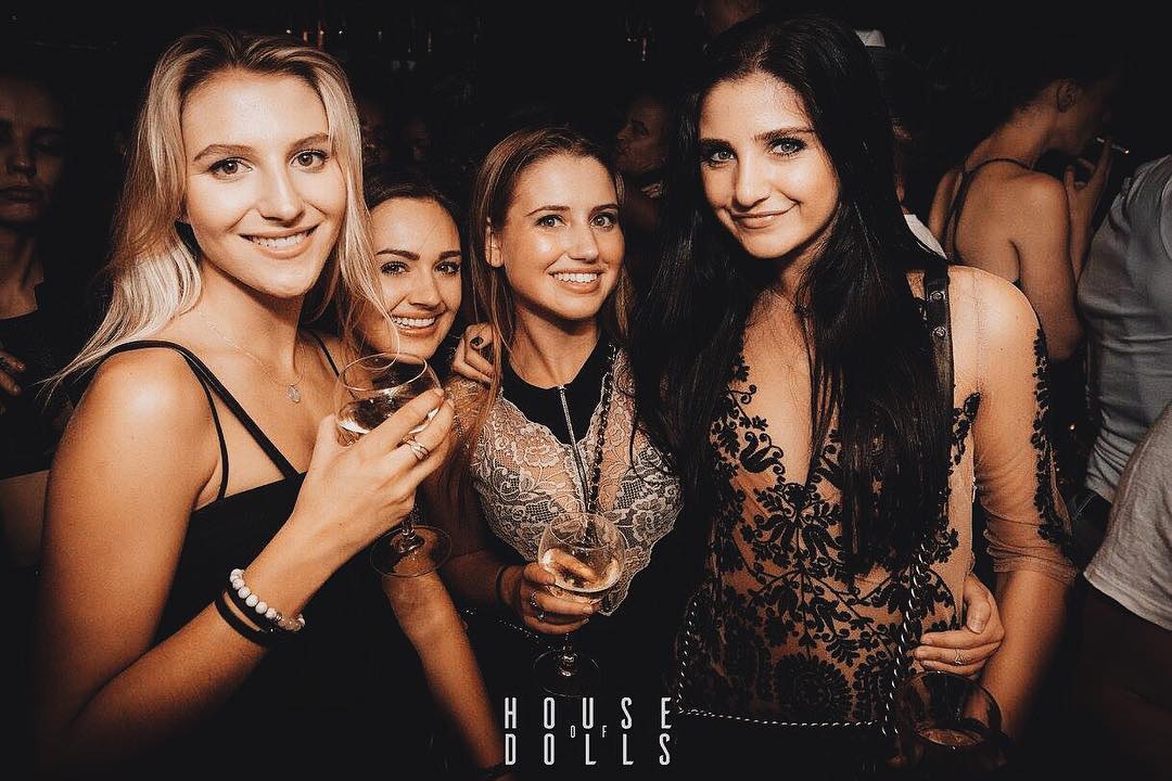 [4] House Of Dolls | Scrolller