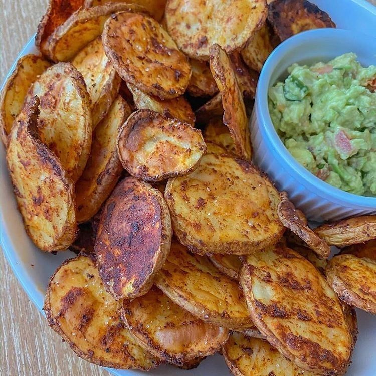 4 Ingredient Homemade Southwest Potato Chips & Guac Crispy & Bold | Scrolller