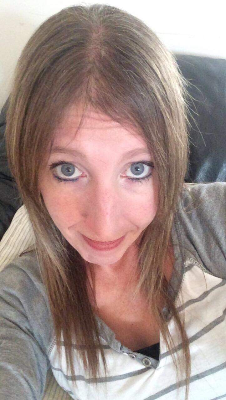 47yr Old Mom Of 3 Scrolller