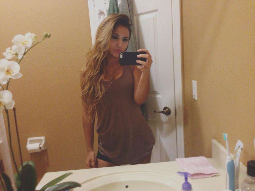 5am Selfies | Scrolller