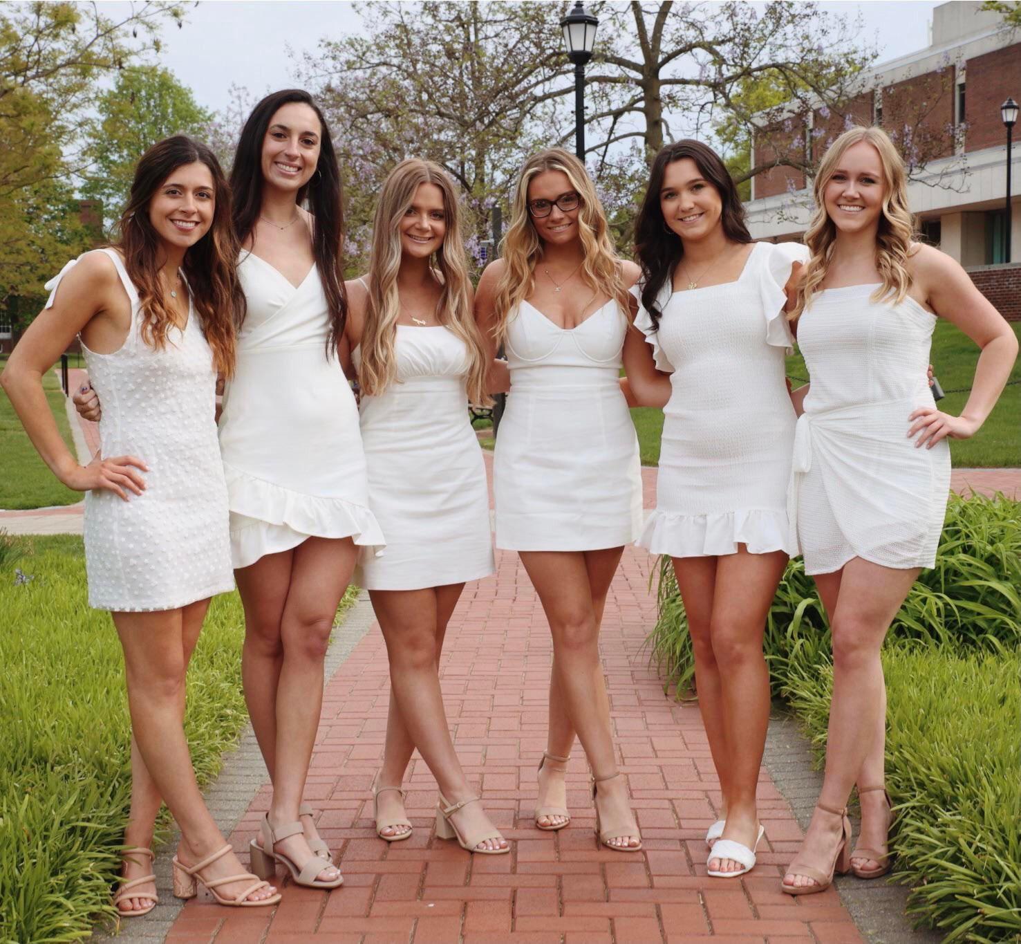 White dresses | Scrolller