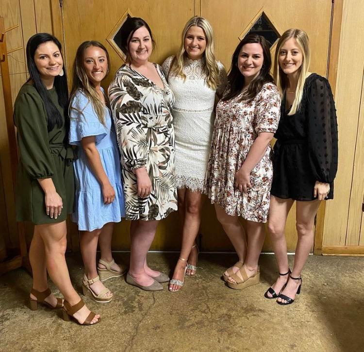 [7] Bridal party | Scrolller