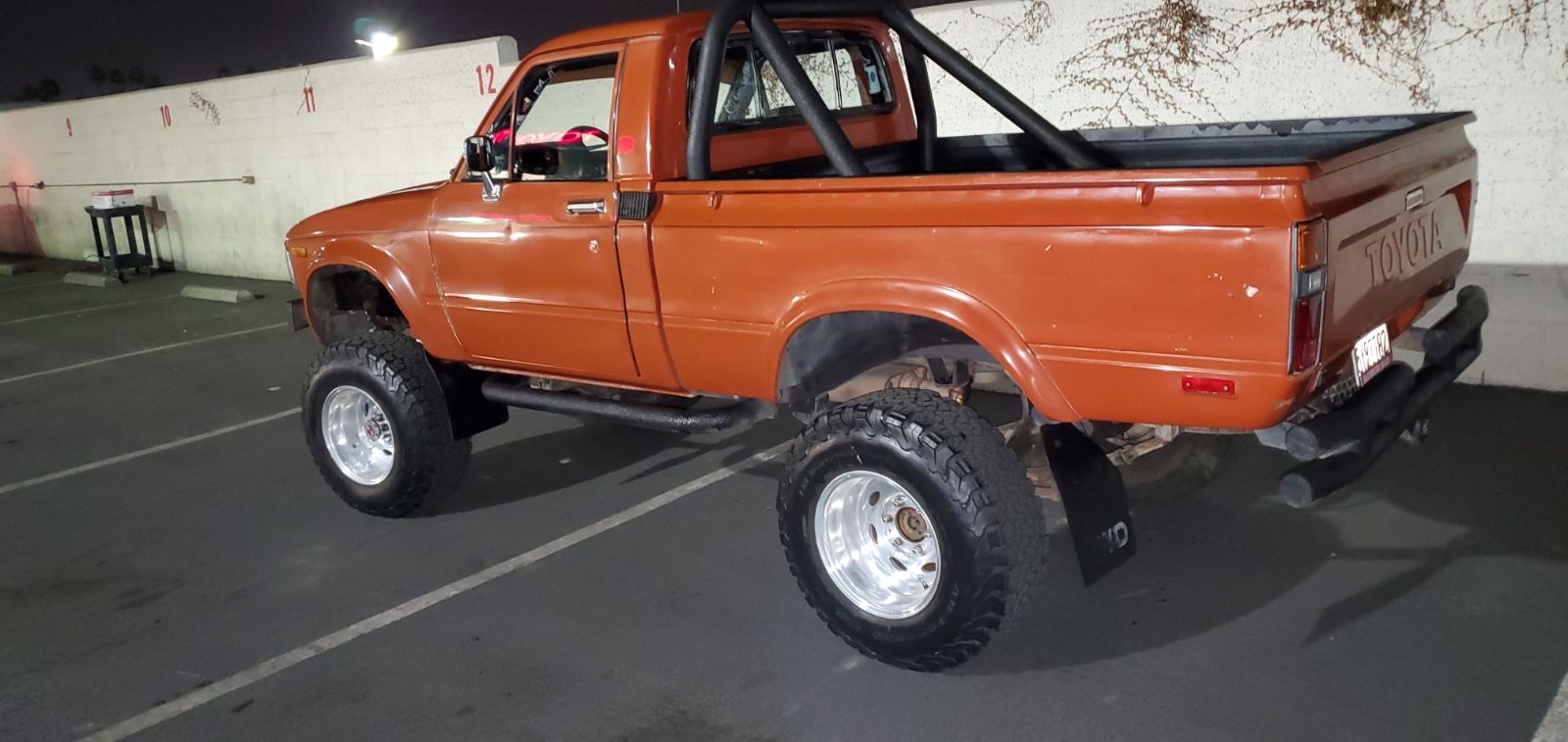 83 pickup | Scrolller