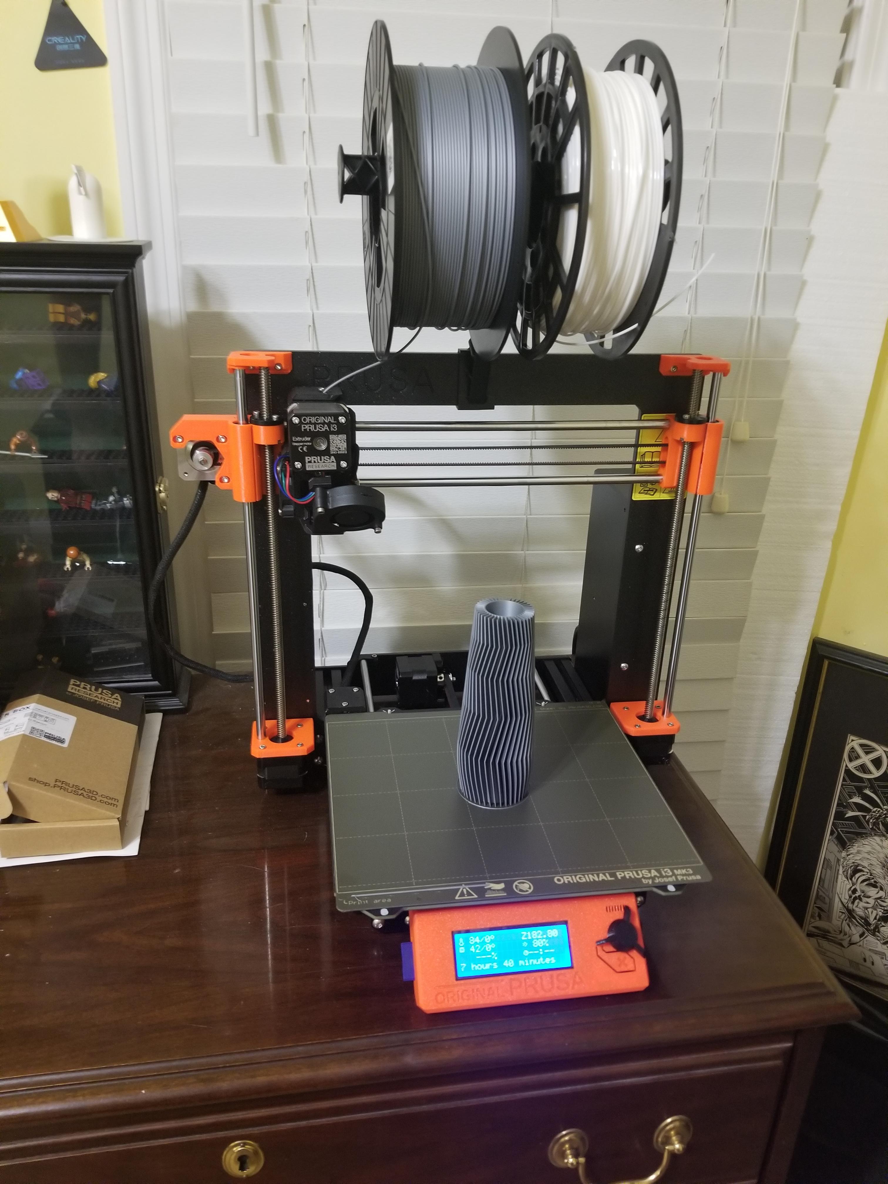A 3D printed 3D printer! | Scrolller