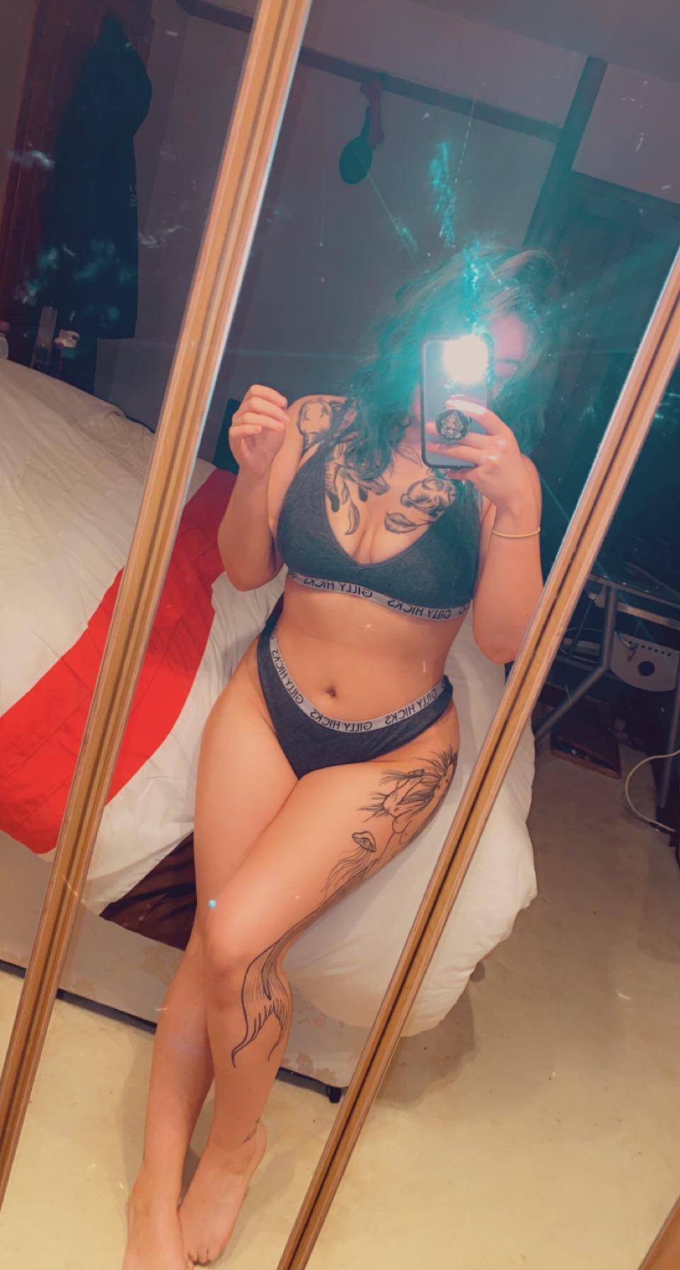 A comfy set is the best set 🥰 | Scrolller