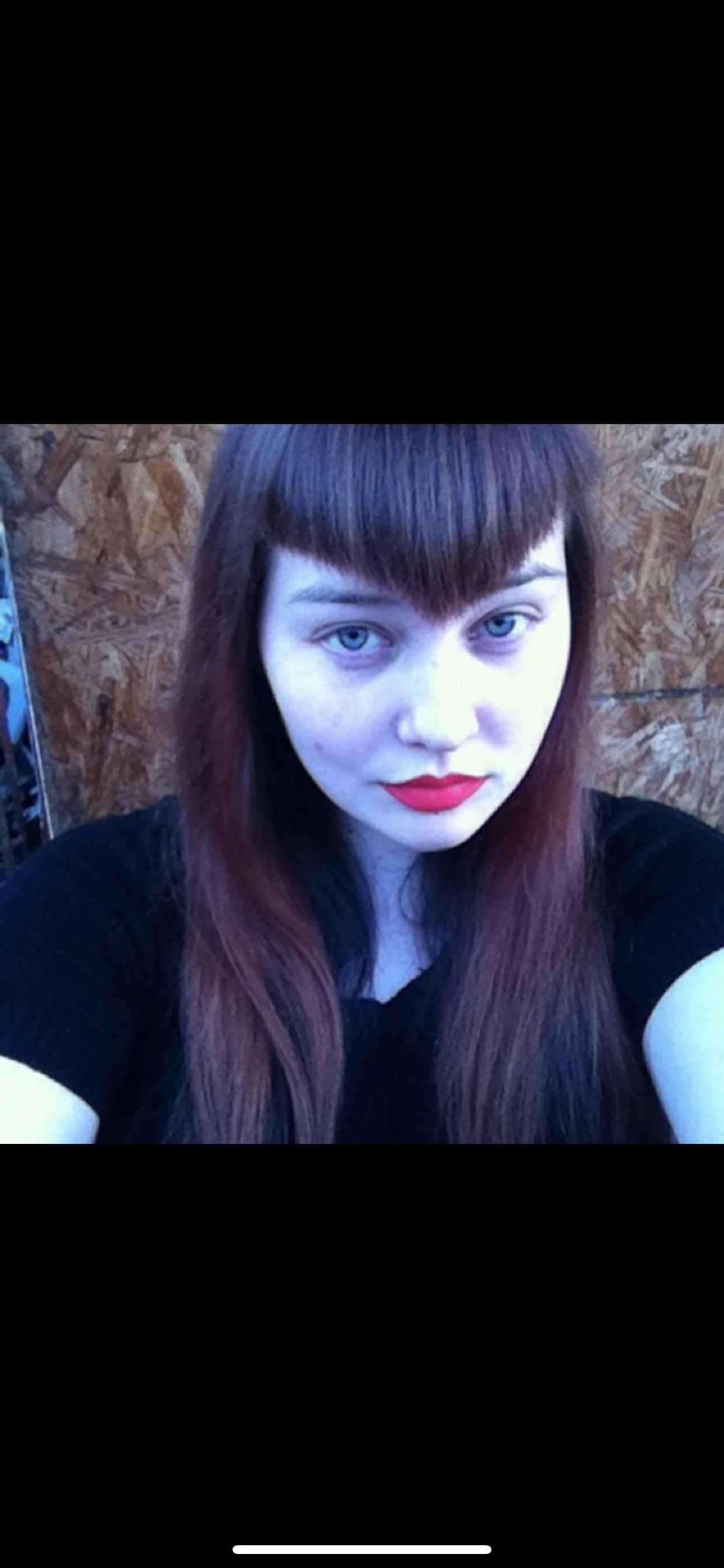 A few years ago! Coolest bangs ever! | Scrolller