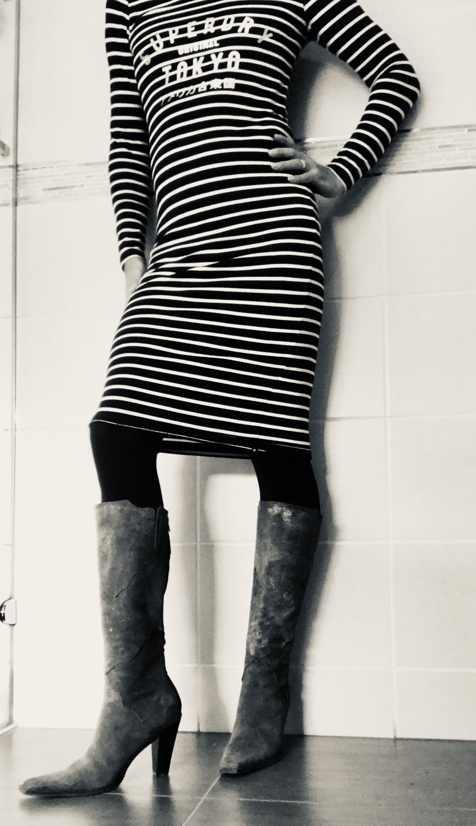 Simple t-shirt dress for winter ! | Scrolller Simple t-shirt dress for winter ! | Scrolller