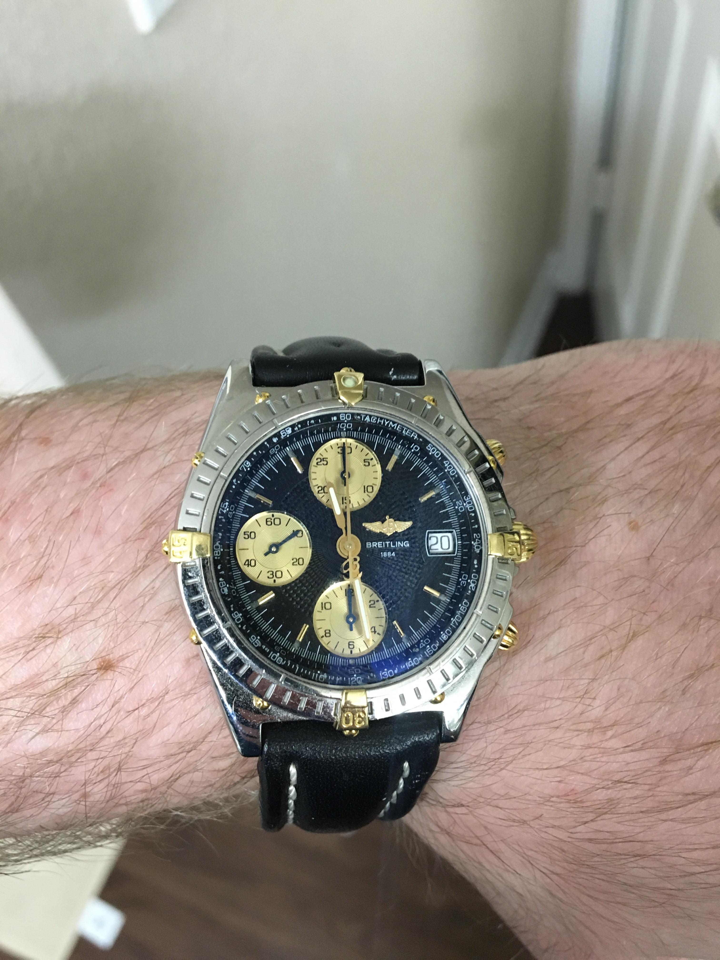 A good friend let me borrow his Chronomat the other day. Such a gorgeous piece! | Scrolller