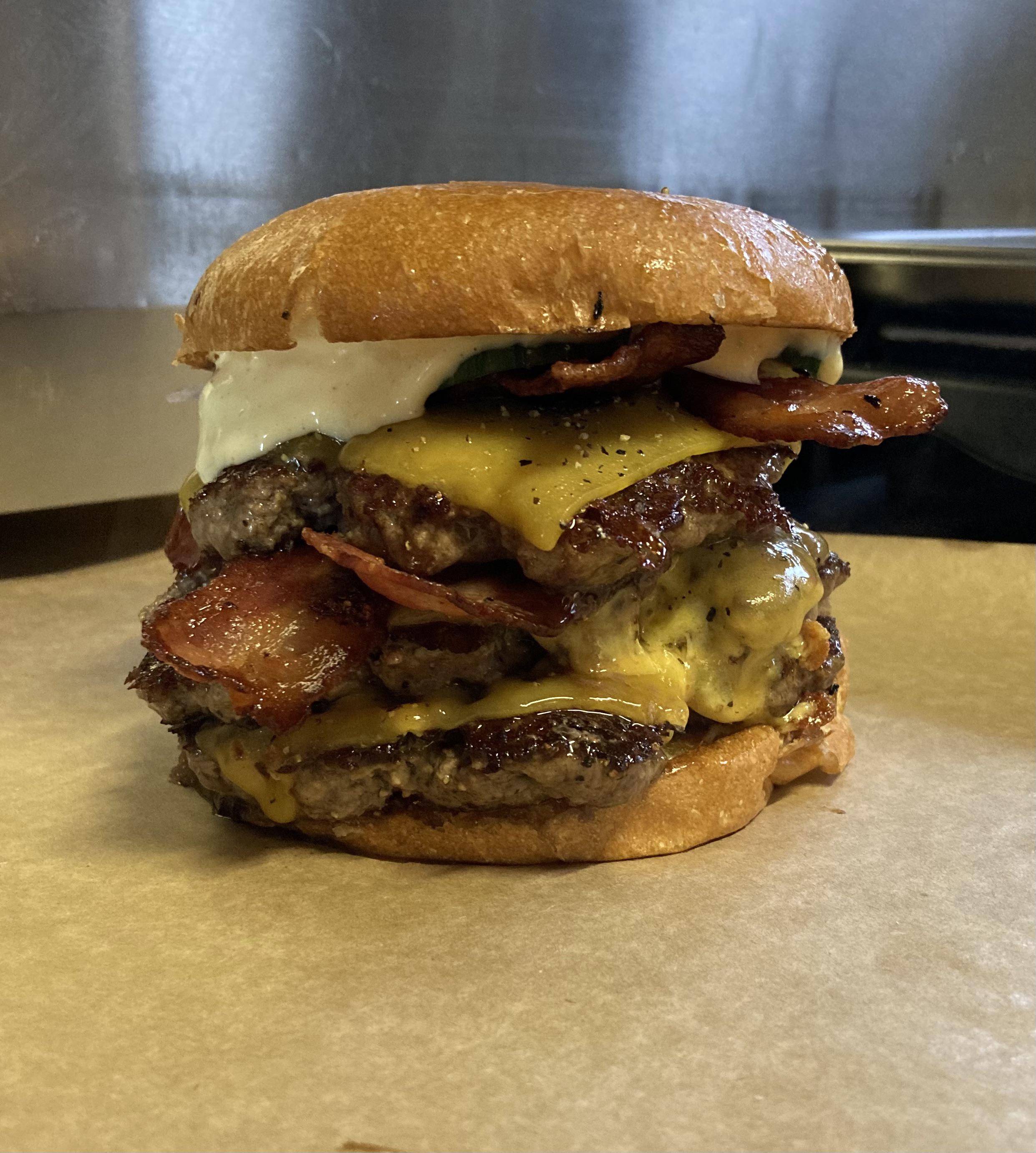 A guy ordered a bacon/cheeseburger with three patties, this morning. Love making these | Scrolller