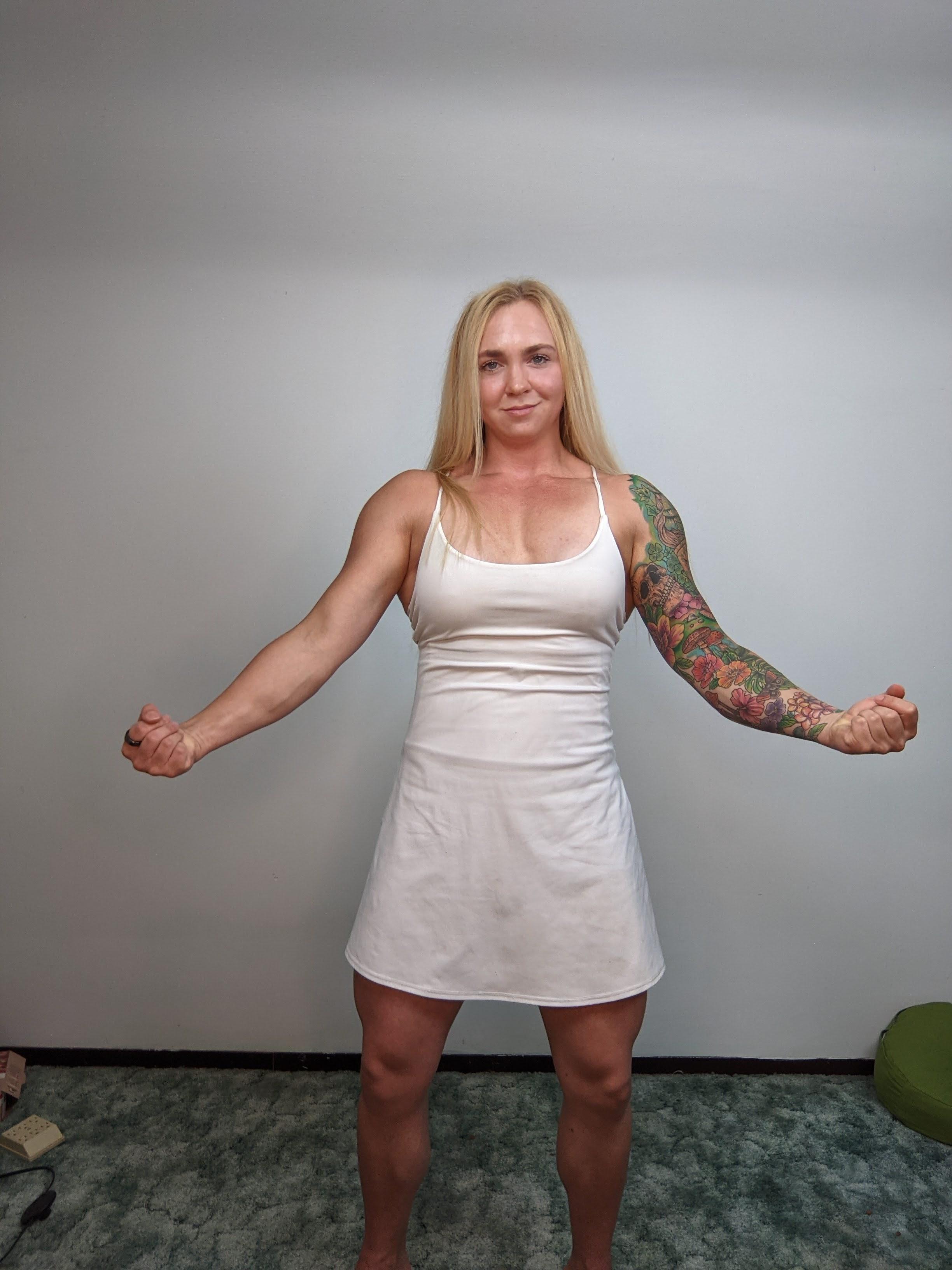 A lil sundress flex | Scrolller