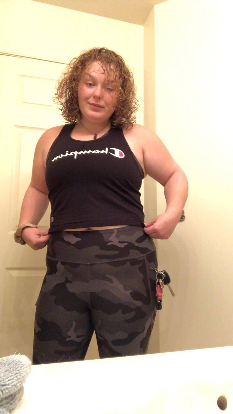 a lil timer selfie for a pre-workout picture {19 F} | Scrolller