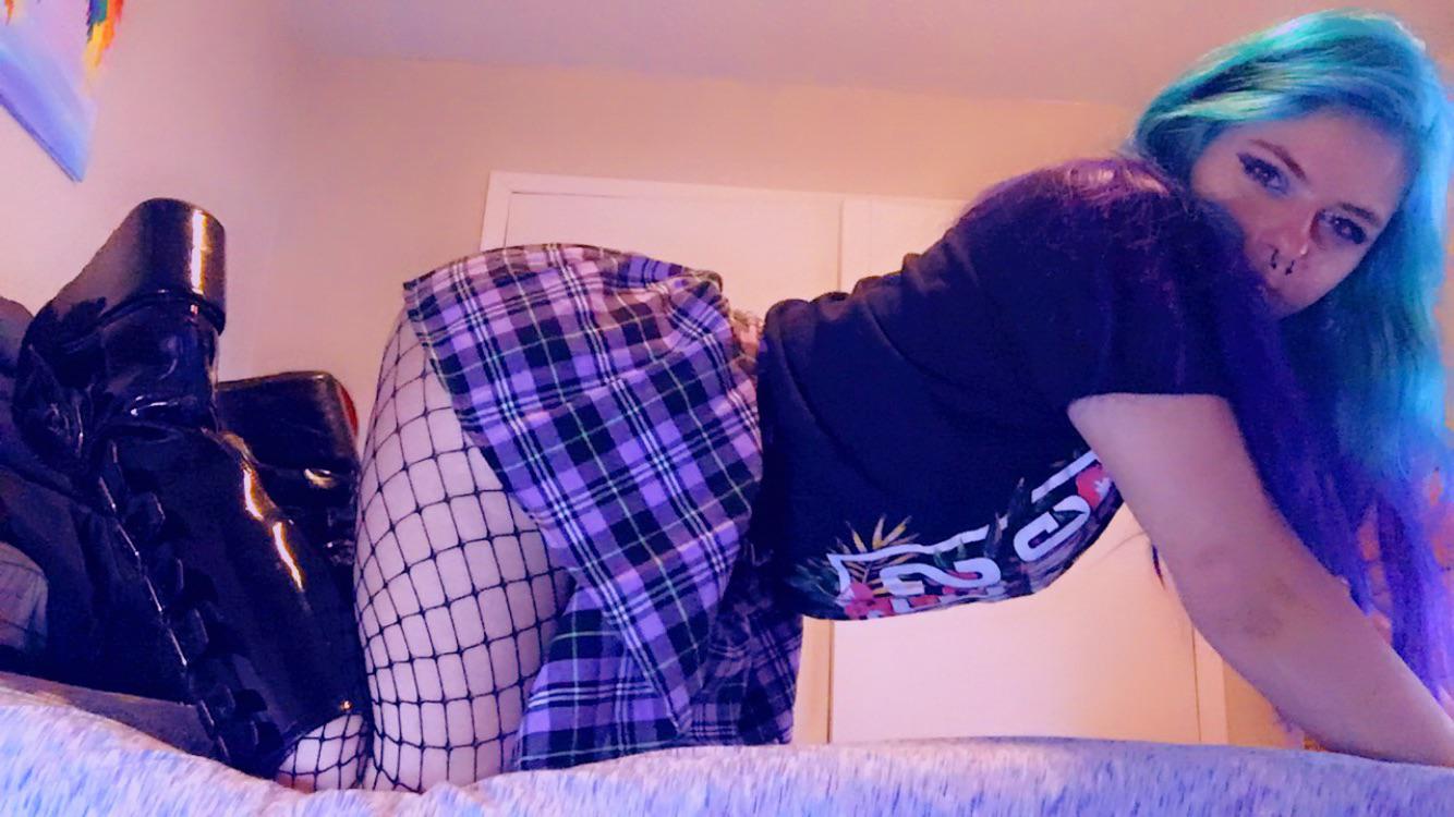 A little altgirl for you 💜 | Scrolller