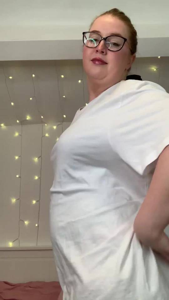 Bum reveal 😆 | Scrolller