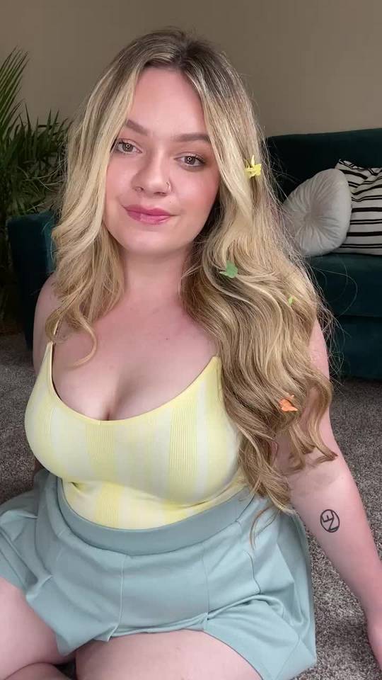 Serving up thighs for breakfast | Scrolller