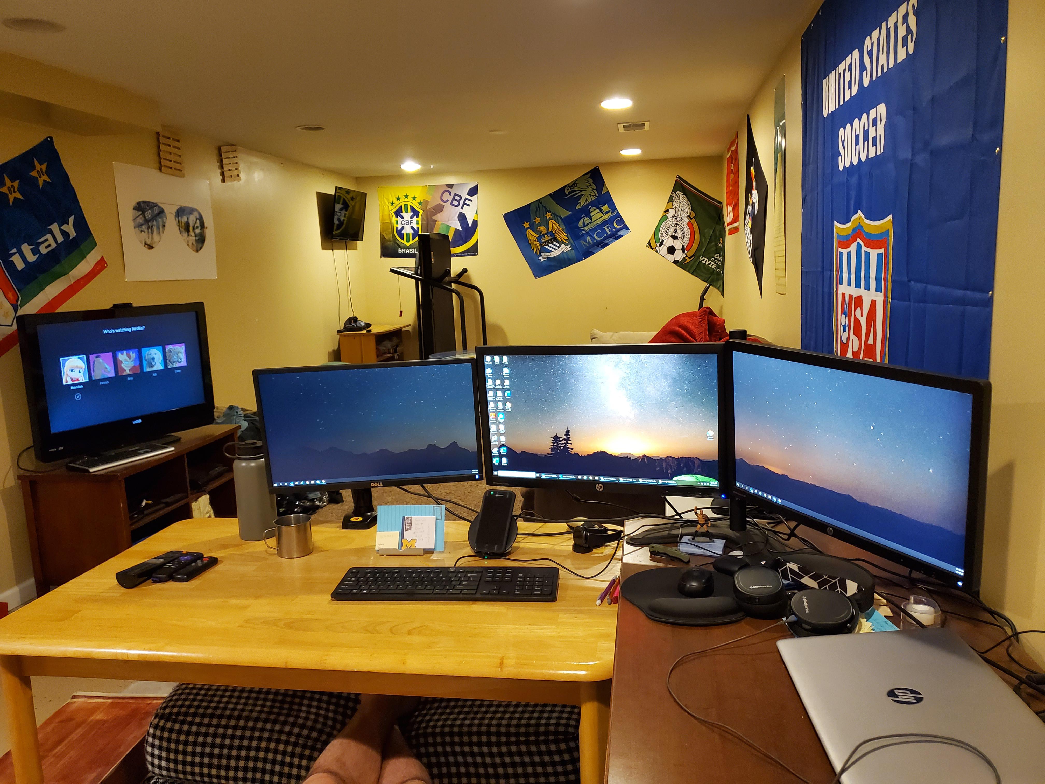 A lower middle class temporary WFH setup | Scrolller