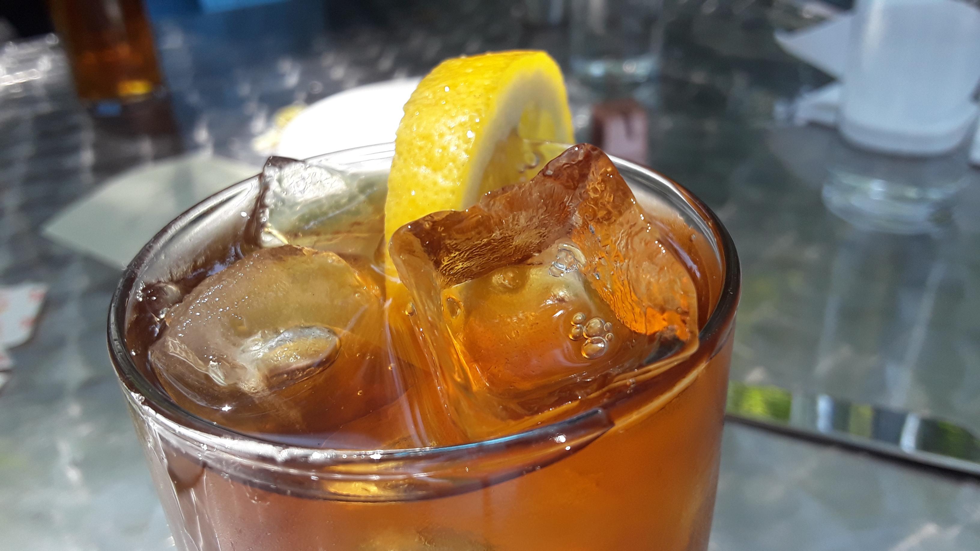 A picture of some iced tea I'm drinking. | Scrolller
