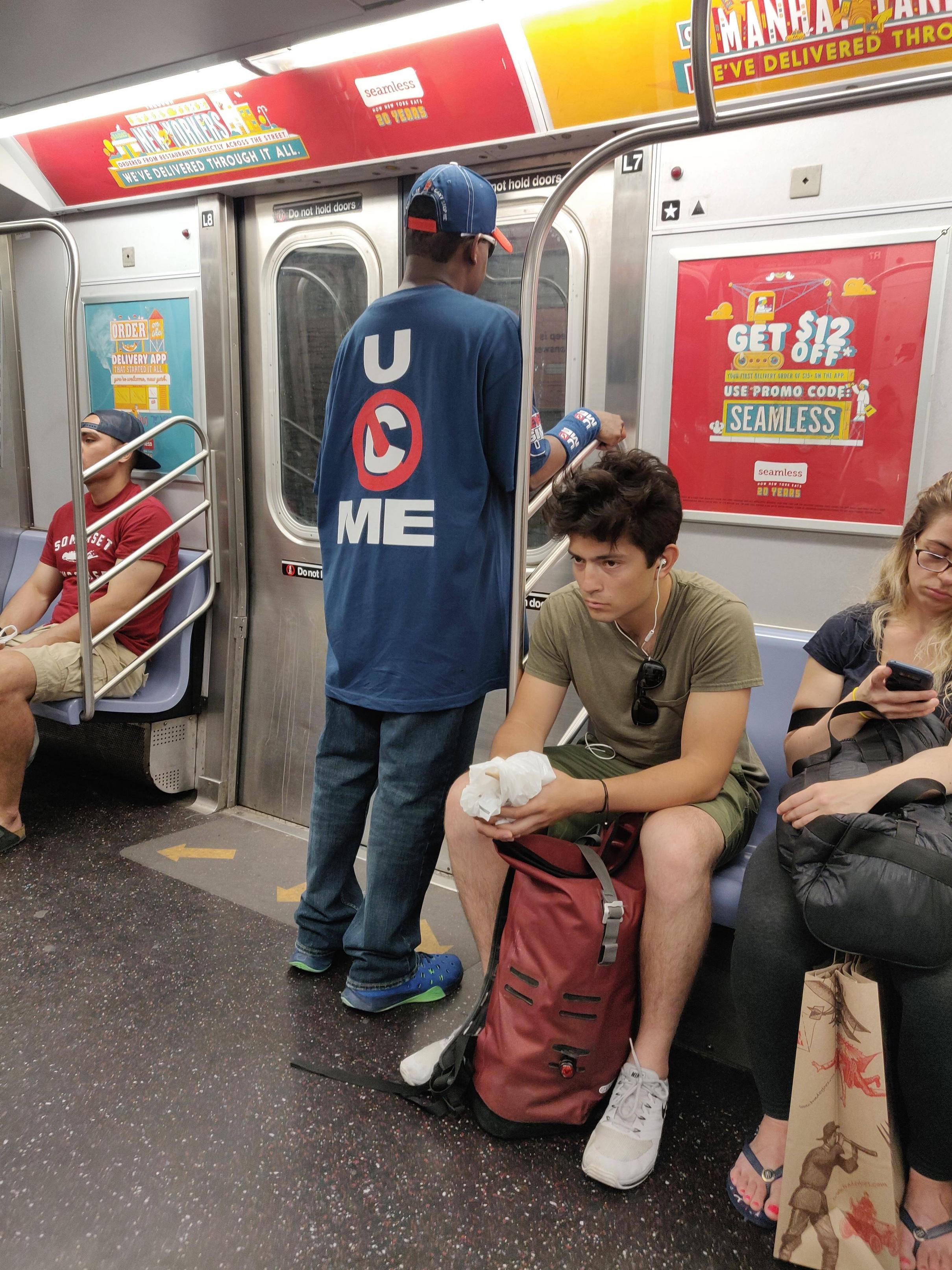 A picture of the subway door | Scrolller