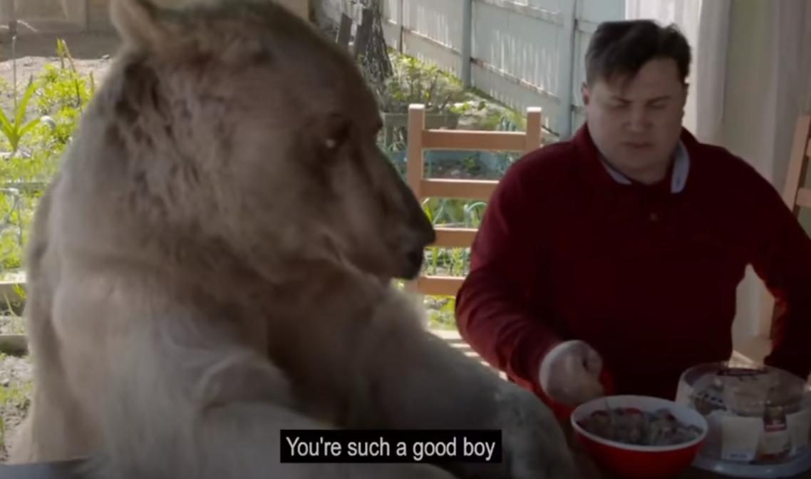 A Russian man and his pet bear | Scrolller