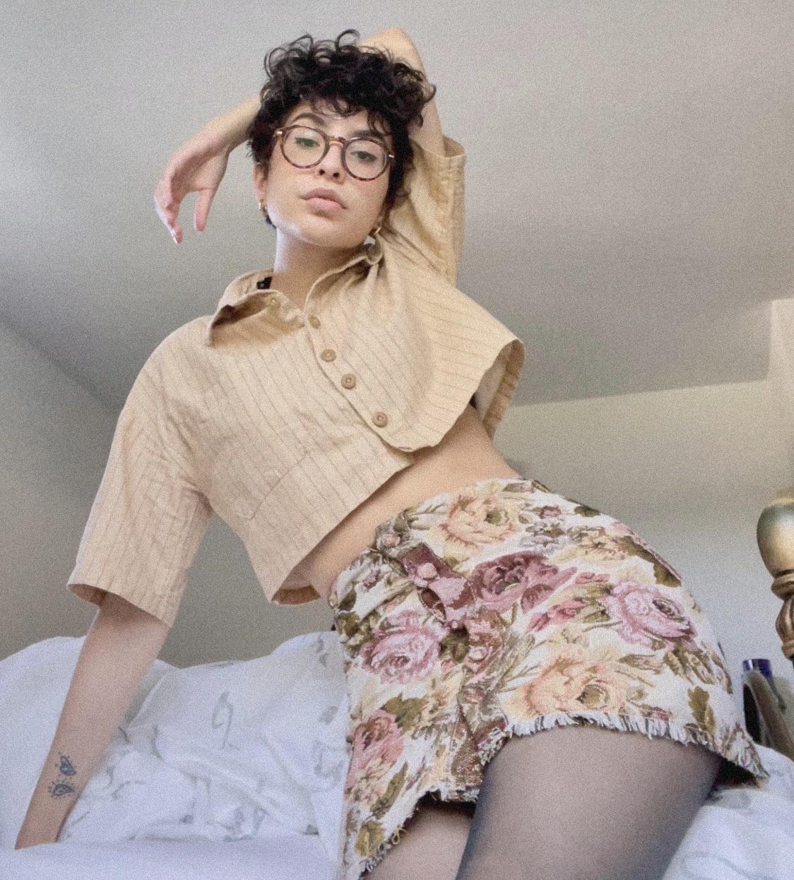 A subtle approach to clashing patterns :) | Scrolller