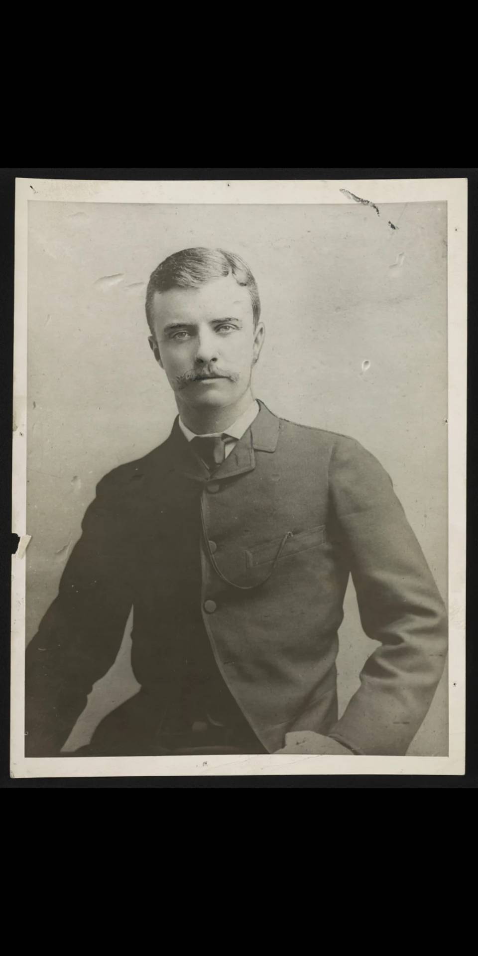 A young Theodore Roosevelt in 1882 | Scrolller