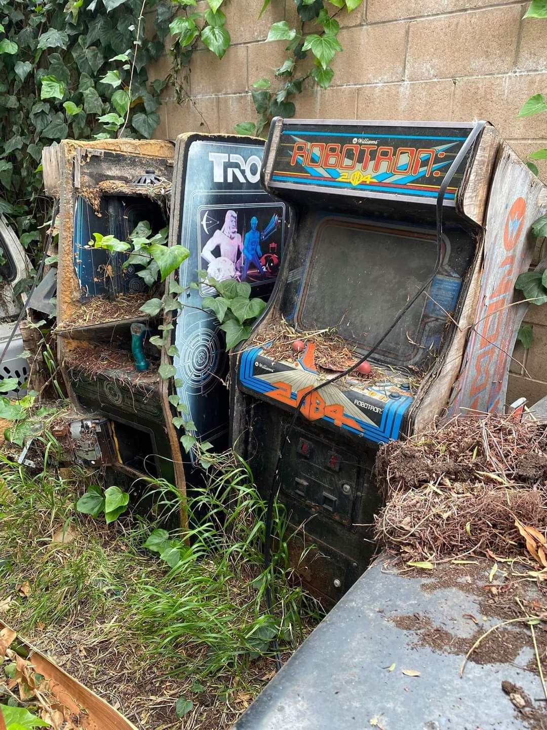 Abandoned memories. | Scrolller