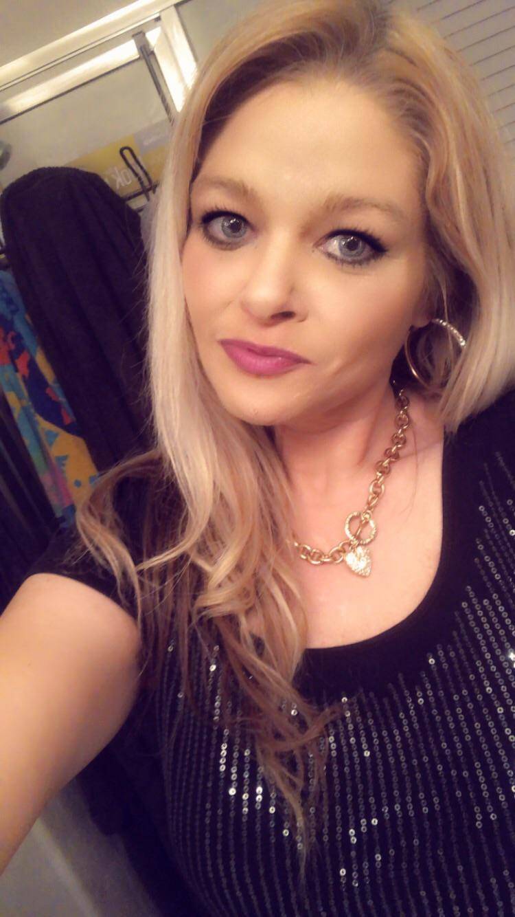 About the best smile you can get from me 42f | Scrolller