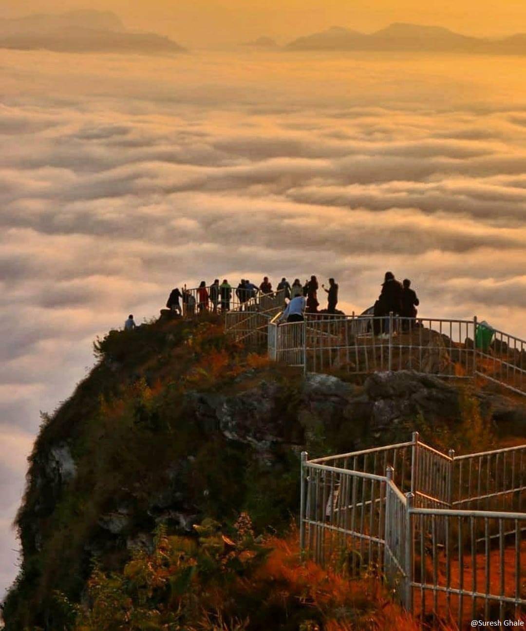 Above the clouds, Manungkot, Tanahun | Scrolller