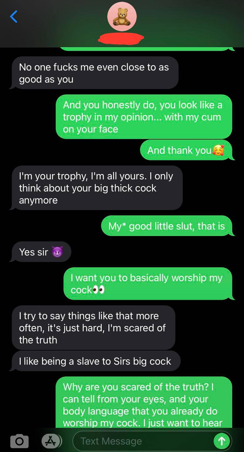 Actual conversation between me and someone’s obedient little wife. What a good girl | Scrolller