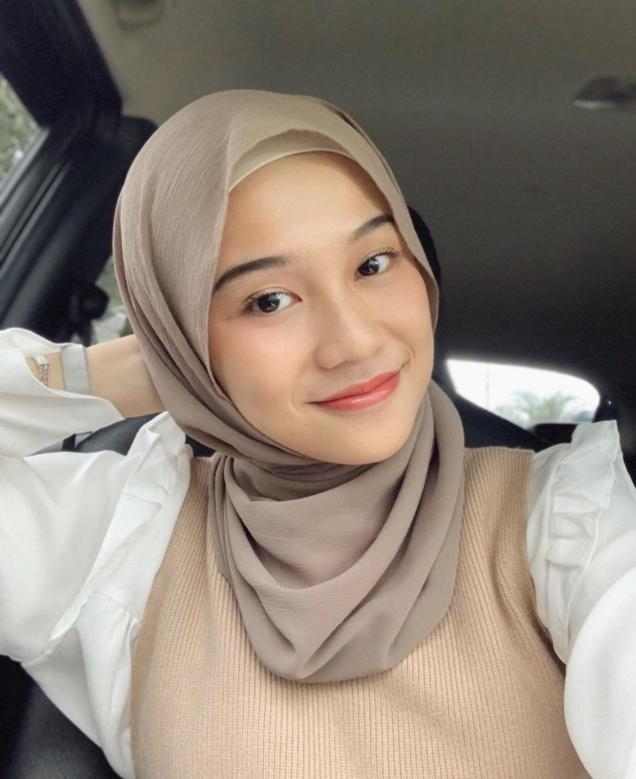 Ada yang layan? | Scrolller