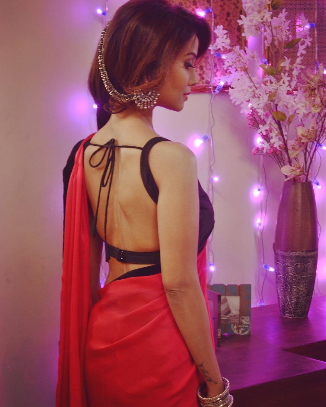 Adaa Khan backless in half saree | Scrolller