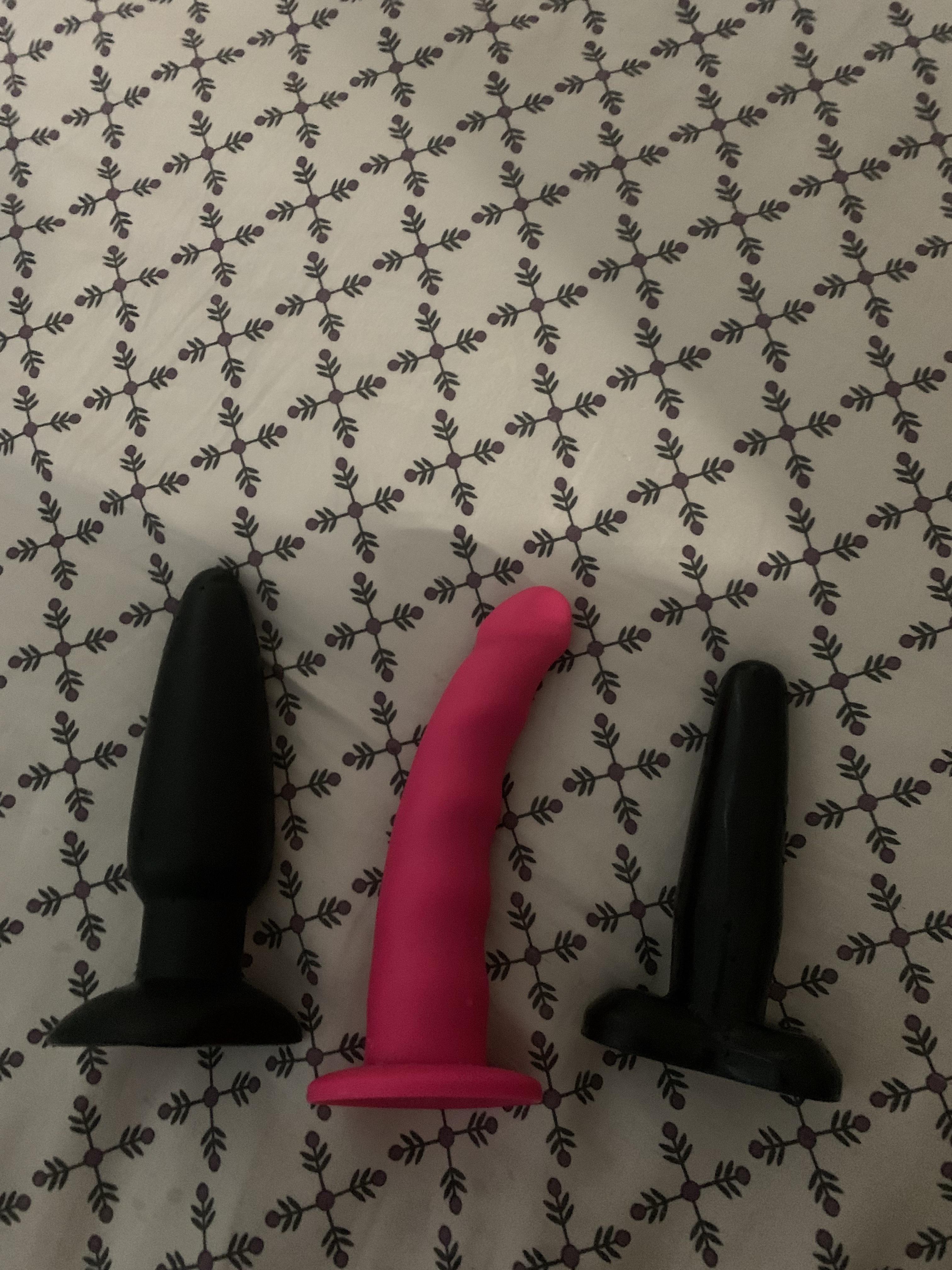 Add dannys_playtime if you want to watch me play with some toys ;) | Scrolller