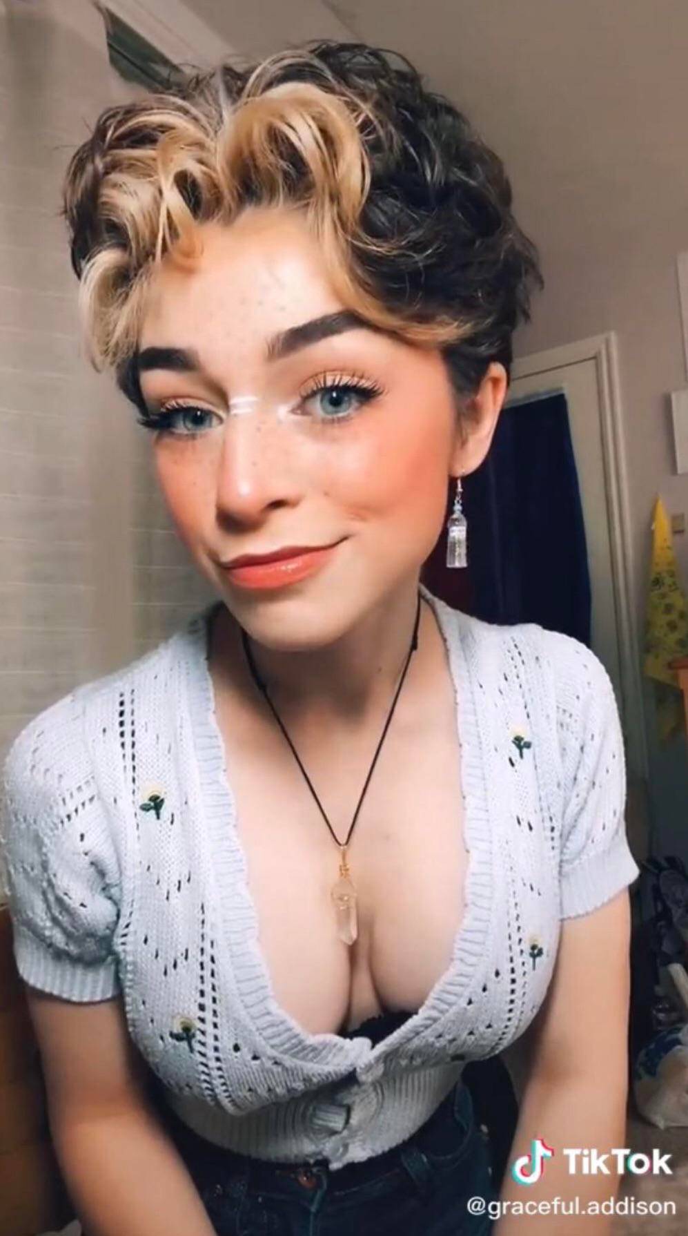 Addison grace is an underrated hottie | Scrolller