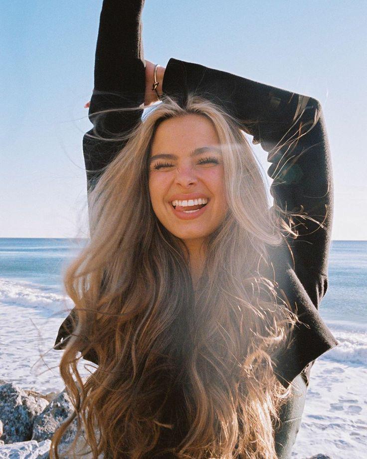 Addison Rae | Scrolller