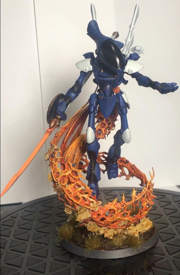 After years of procrastination, finally finished up my custom Wraithseer | Scrolller