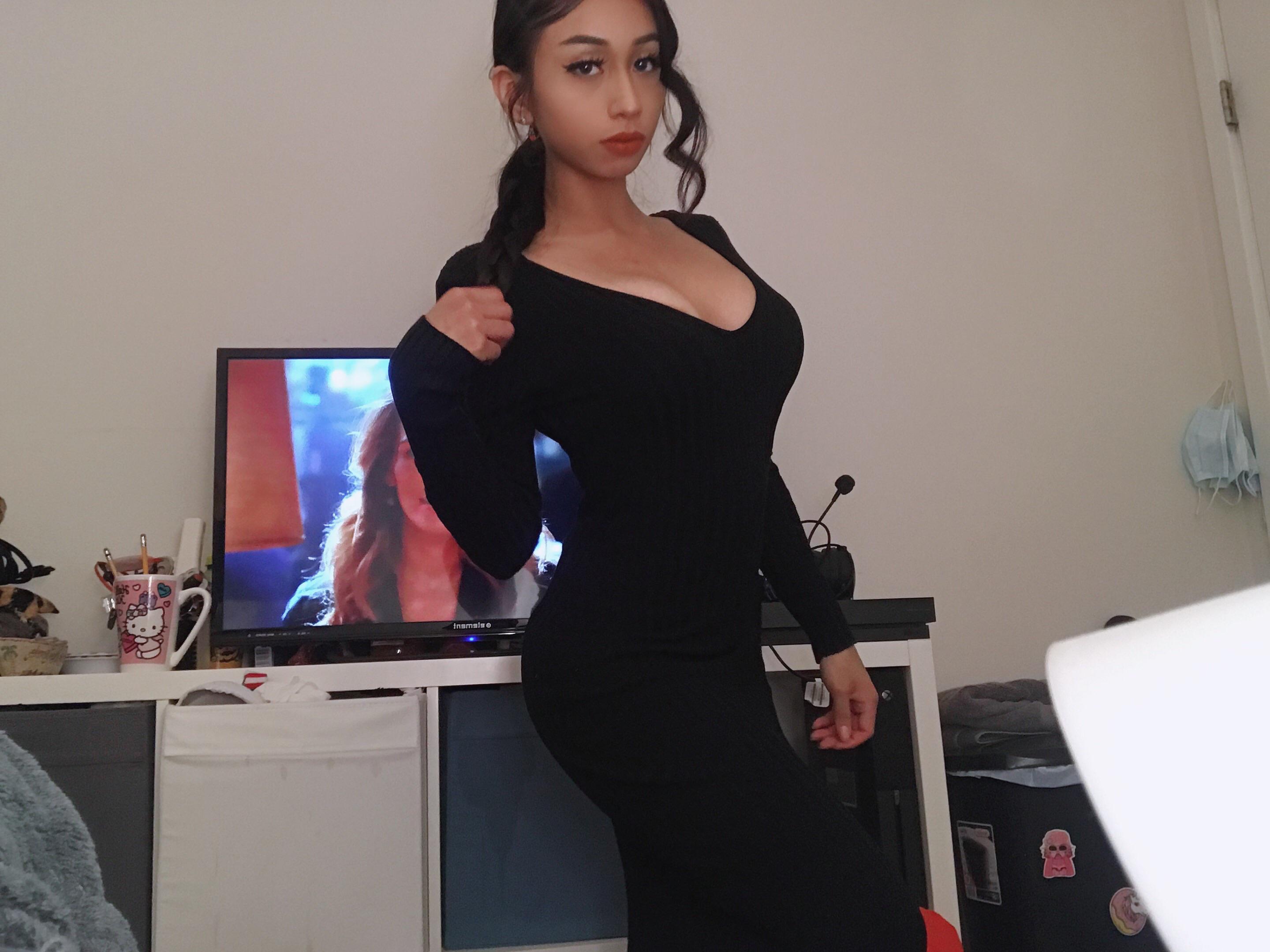 Ahh black is so elegant 😌 | Scrolller